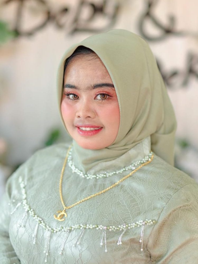 Deby Meidriani, S.Pd – SMKN 1 Merangin